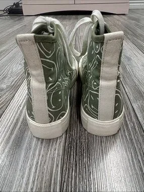 American Eagle Outfitters | Shoes | American Eagle Happy Face High Top ...